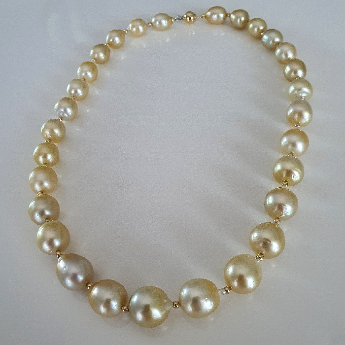 colier perle naturale aurii South Sea 16.7mm si aur 18k :: cerceiaur.ro